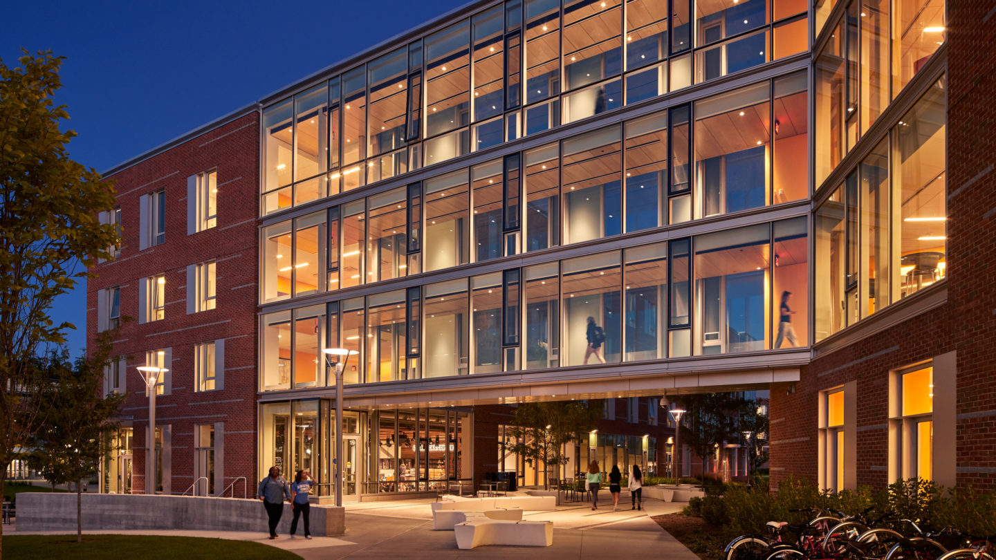 Salem State University Viking Hall - Wagner Hodgson Landscape Architecture